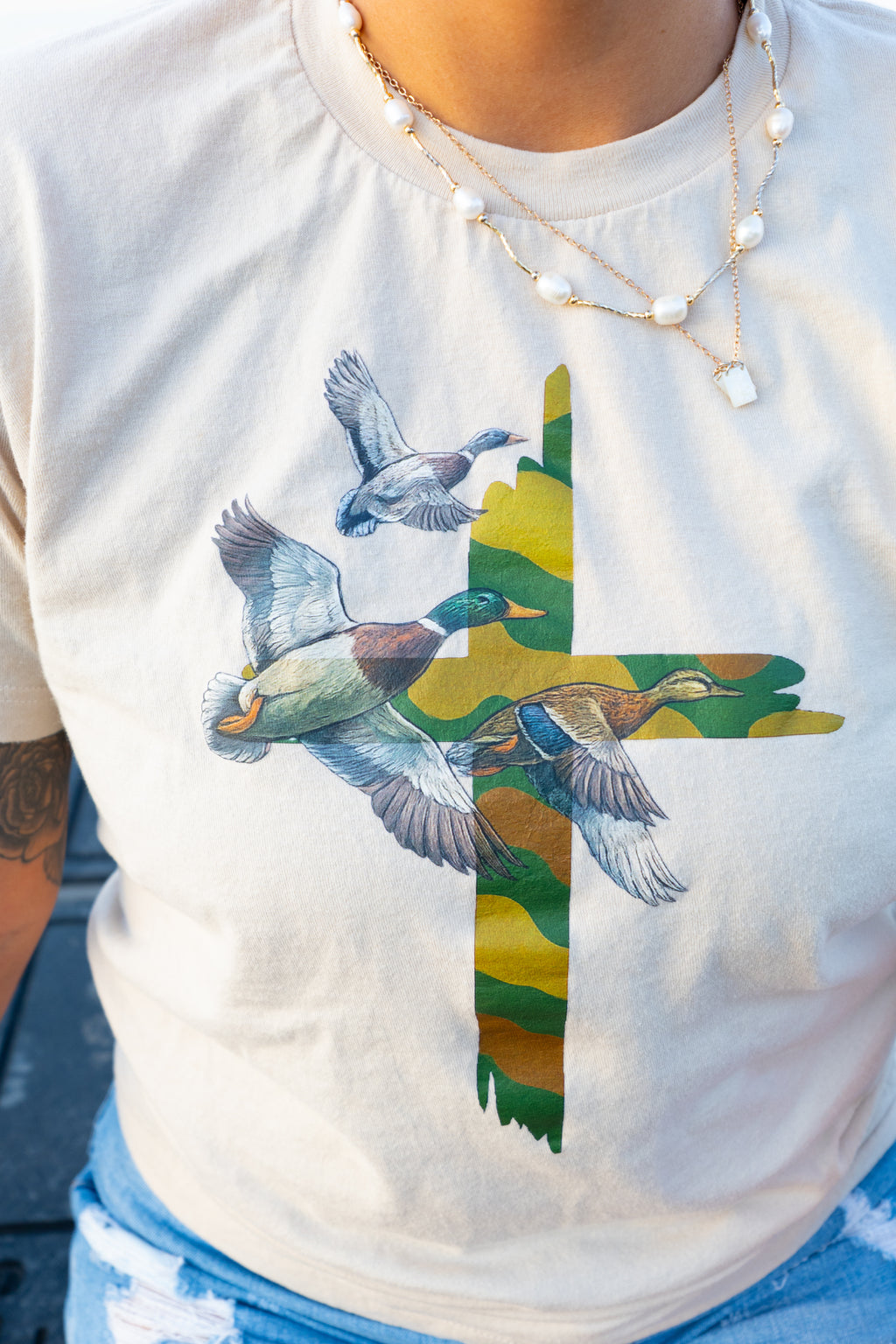 JESUS SAVES CROSS W/ DUCKS BEIGE T-SHIRT – JESUS SAVES CLOTHING CO.